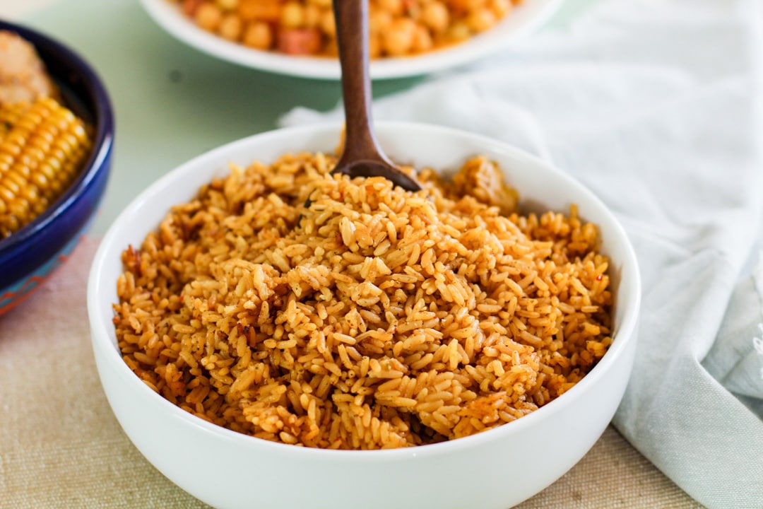 Easy Puerto Rican Rice Recipe | Latina Mom Meals